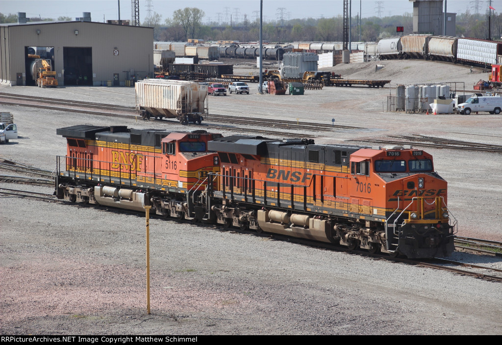 BNSF Power In The TRRA Yard
